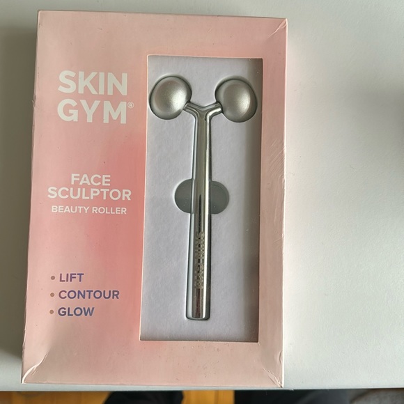 Skin Gym | Skincare | Skin Gym Face Sculptor Beauty Roller | Poshmark